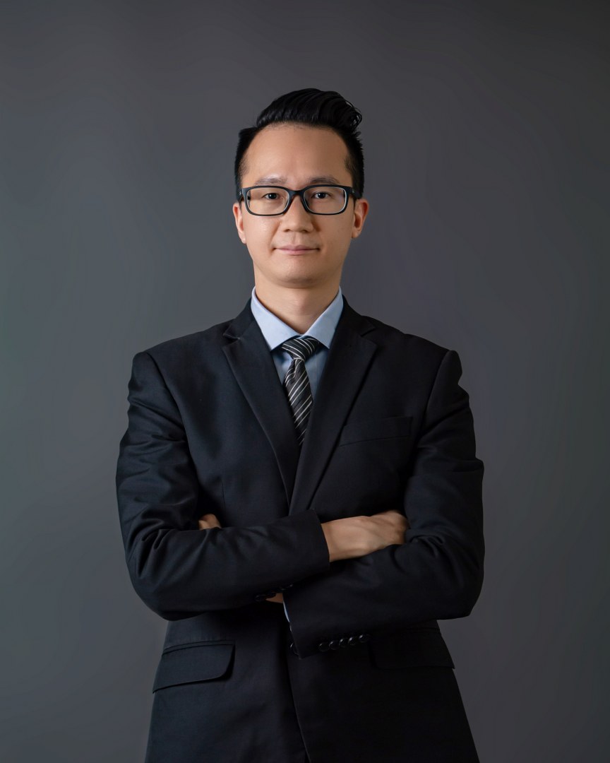 Professional Portrait – Dennis Ong